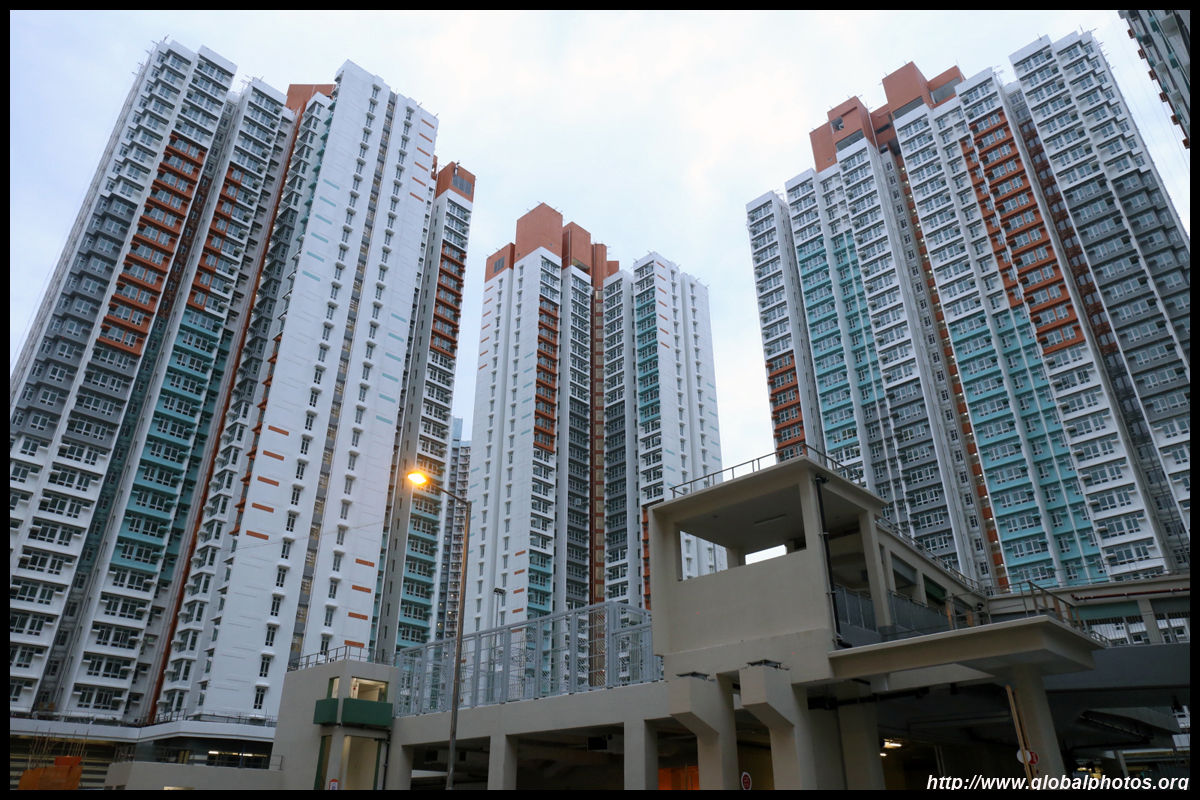 Pak Tin Estate (白田邨) | SkyscraperCity Forum