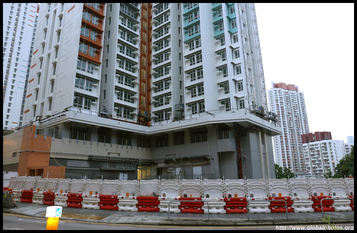 Pak Tin Estate (白田邨) | SkyscraperCity Forum