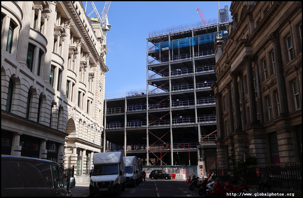 One Liverpool Street | City of London | 10 fl | U/C | Page 4 ...