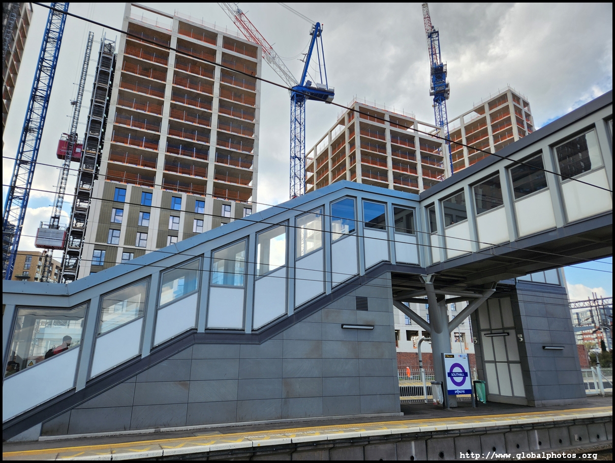 Merrick Place | Southall | 78m, 71m, 60m, 54m | 23, 21, 17, 15 fl | U/C ...