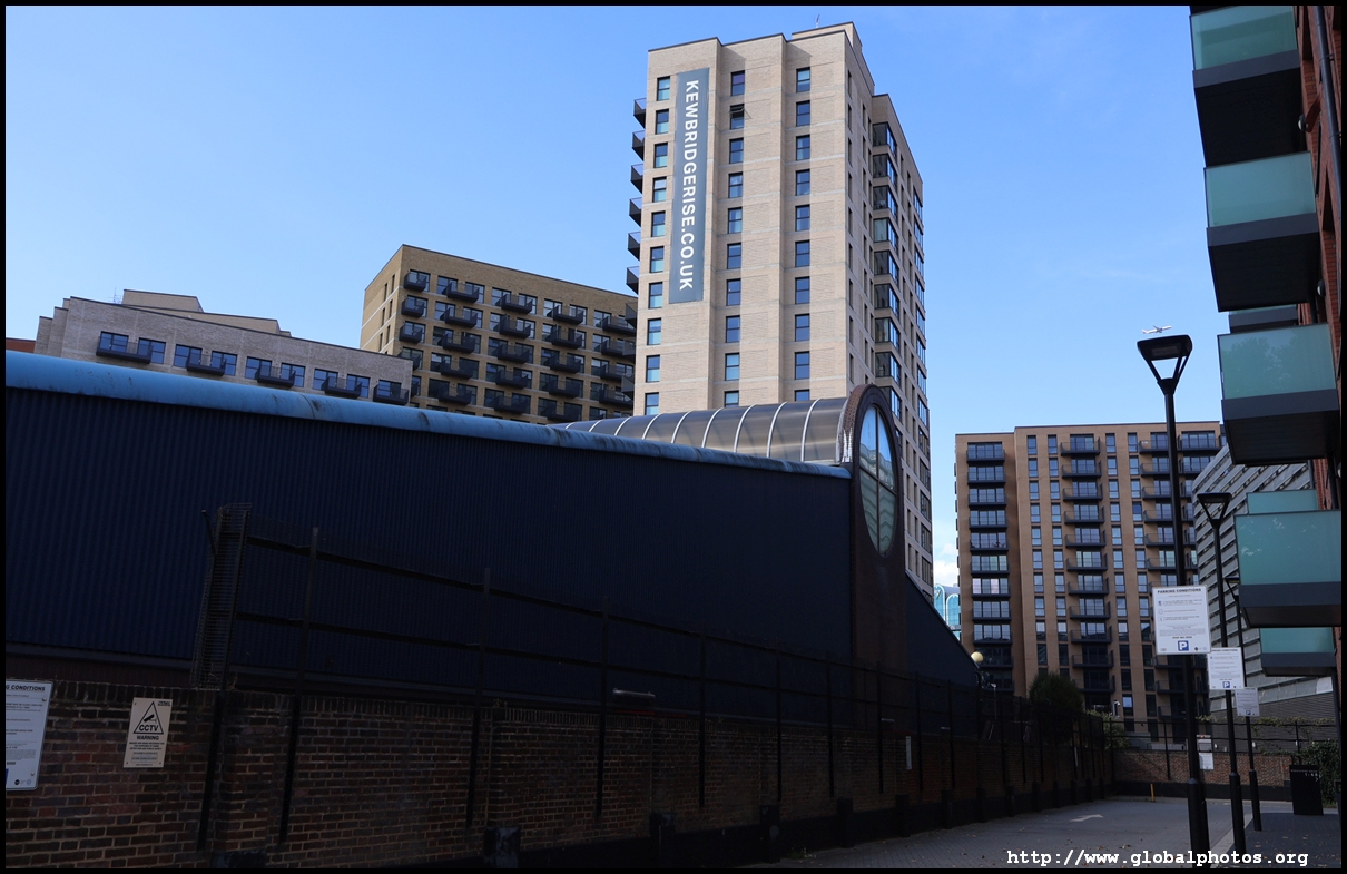 Kew Bridge Rise | Chiswick | 18fl | U/C | SkyscraperCity Forum