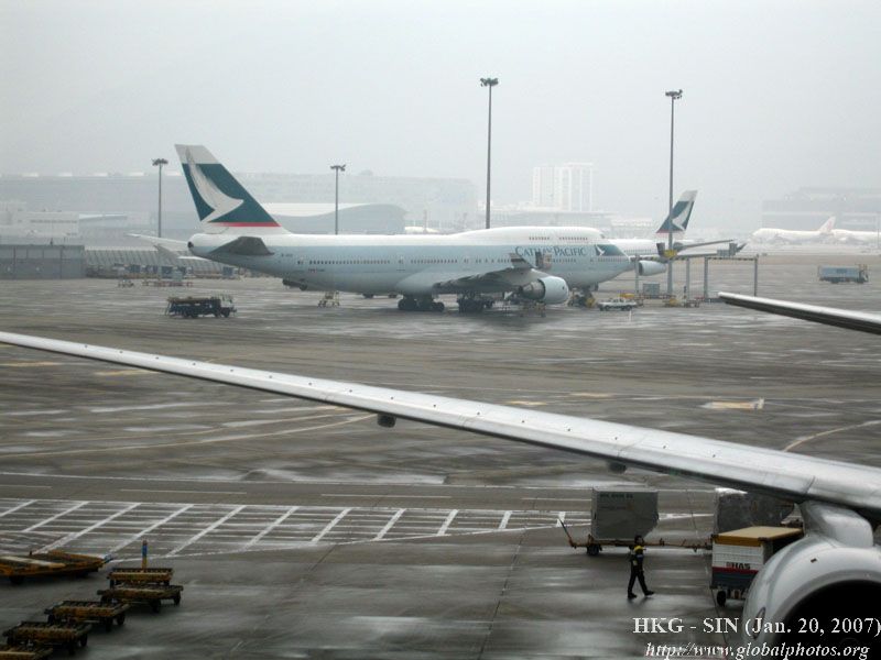 Flight Report : Hong Kong - Singapore Photo Gallery