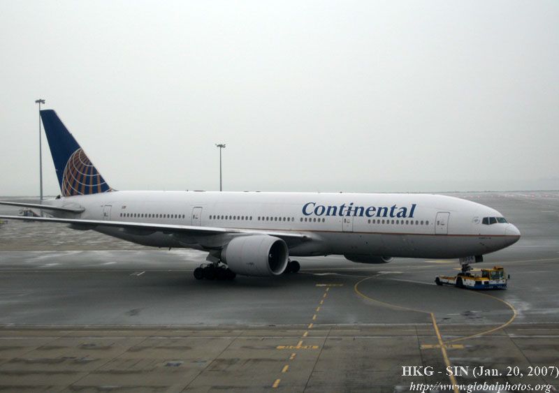 Flight Report : Hong Kong - Singapore Photo Gallery