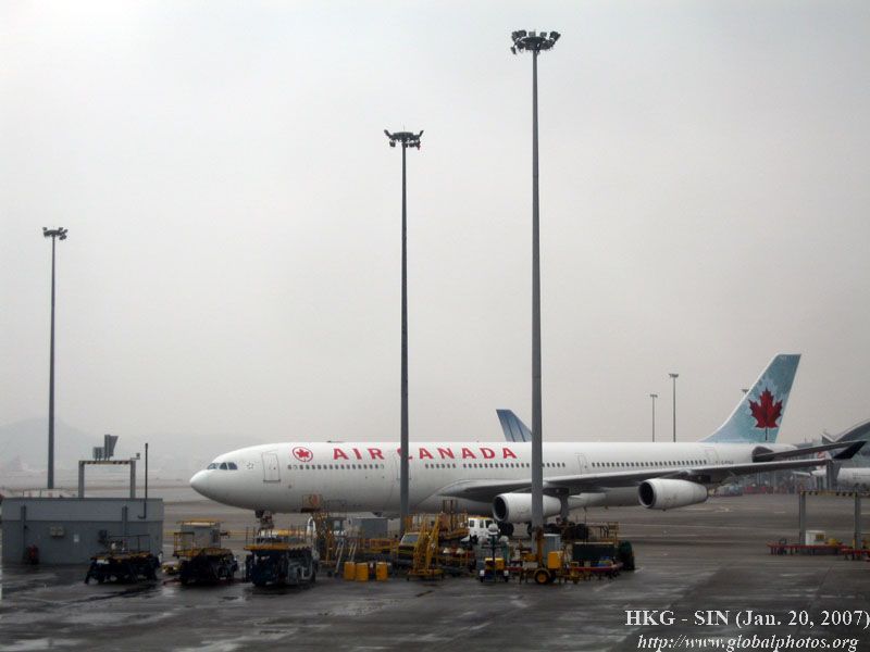 Flight Report : Hong Kong - Singapore Photo Gallery