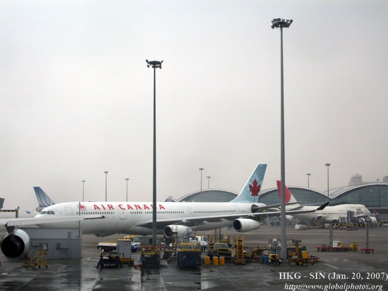 Flight Report : Hong Kong - Singapore Photo Gallery