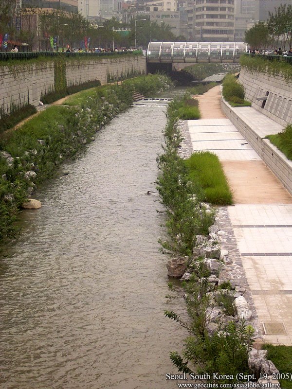 Seoul - Cheonggyecheon Stream Restoration Photo Gallery