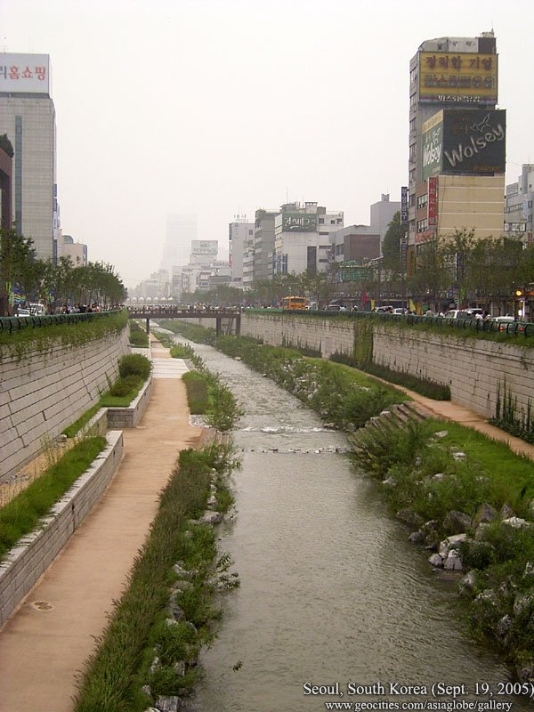 Seoul - Cheonggyecheon Stream Restoration Photo Gallery